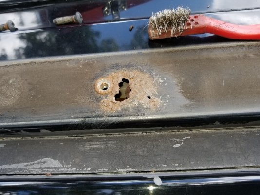 Check that roof rust ! | Ford Expedition Forum